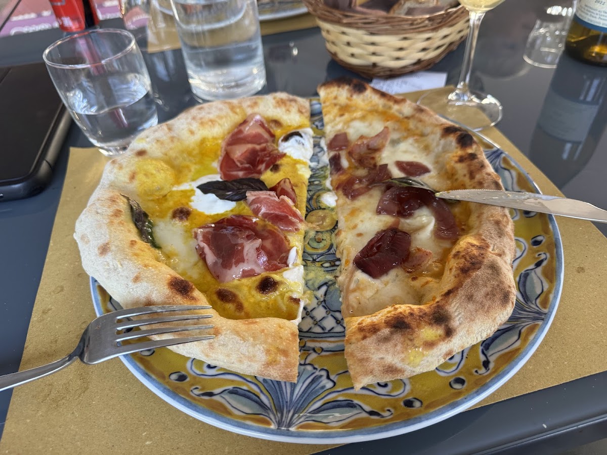 Locanda Costa dei Vigneti: Authentic Italian Pizza Regional Wines in ...