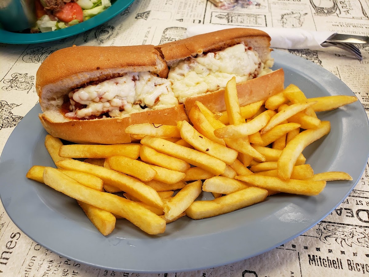 Roses Pizza: A Flavorful Dining Experience in Boydton, VA